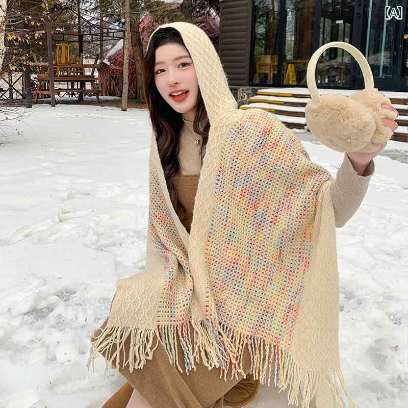 ・対象性別: 女性・編み方: 経編・主な素材: アクリル、人工ウール・柄: チェック柄・機能: 保温・適用季節: 冬、春、秋・トレンド要素: グラデーション・スタイル: プルオーバーポンチョ・テイスト: レトロエスニック・カラー: レインボ...