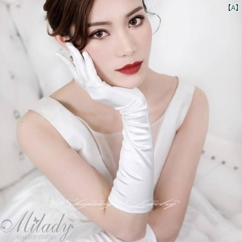 ・カテゴリ: 手袋・適用性別: 女性・用途: 装飾・素材: ポリエステル・スタイル: エレガント・デザイン: リボン、サテン、パール装飾、ポンポン、ネット素材、レース・カラー展開: ホワイト・長さ展開: 約23cm、約26cm、約28cm、...