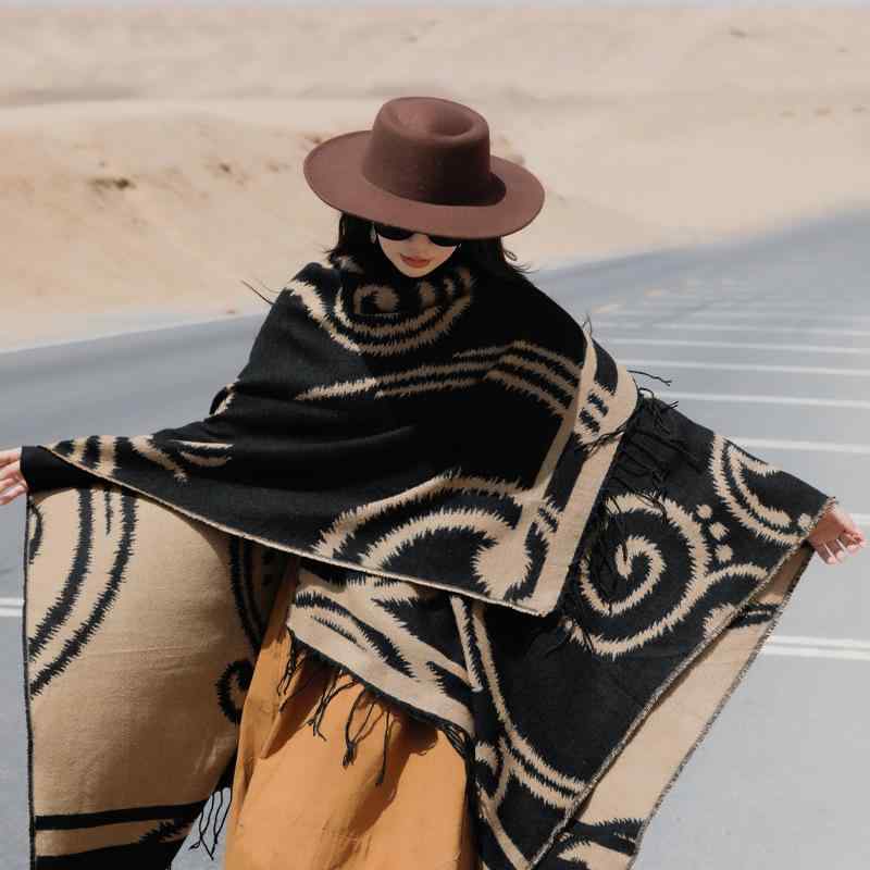 2個セット・性別: 女性・素材: ポリエステル・カラー展開: 祥雲ブラック＆ホワイト、祥雲ブラック＆キャメル・スタイル: 欧米ストリート・長さ: 約150cm・幅: 約130cm・編み方: 経編み・柄: カートゥーン・機能: 保温・加工方法...