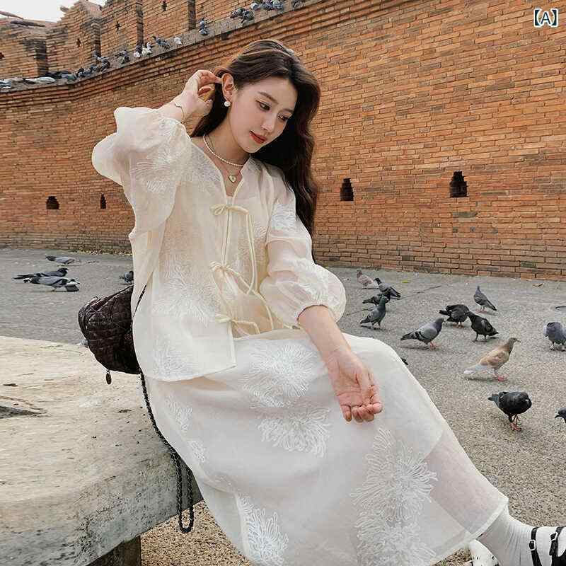 ・カテゴリ: カジュアルセットアップ・スタイル: カジュアル、日韓カジュアル、快適カジュアル・主な素材: ポリエステル70%〜80%未満・セットアップスタイル: スカートセットアップ・スカート丈: ミディ丈・袖丈: 長袖・袖タイプ: レギュ...