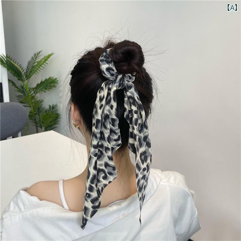 ・カテゴリ: ヘアアクセサリー・素材: 布・加工方法: 手工・カラー展開: ホワイトレオパード、ブラウンレオパード・デザイン要素: リボン・スタイル: カントリースタイル、フレッシュ、スイート