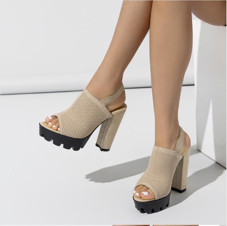 ・カテゴリ: オープントゥサンダル ・スタイル: 欧米風 ・アッパー素材: 布 ・ソール素材: ゴム ・裏地素材: PU ・つま先形状: オープントゥ ・履き方: スリッポン ・カラー展開: ブラック、アプリコット ・サイズ展開: 35、3...