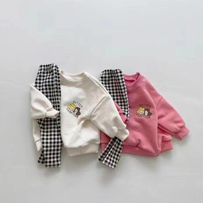 ・カテゴリ: キッズセットアップ・性別: ユニセックス・スタイル: 韓国・セットアップ種別: パンツセット・セット内容: 2点セット・対象年齢: 1〜3歳・袖丈: 長袖・フード: なし・パンツ丈: ロング・生地加工: 柔軟加工・厚さ: 薄手...