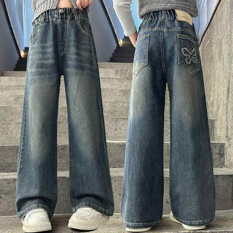 ・カテゴリ: キッズデニムパンツ・スタイル: 韓国・主な素材: 綿85%・性別: ガールズ・対象年齢: 8歳以上・丈: ロング・ウエスト: ハイウエスト・ウエスト仕様: ゴム・生地加工: 柔らか加工・カラー: ライトブルー・装飾: ラインス...