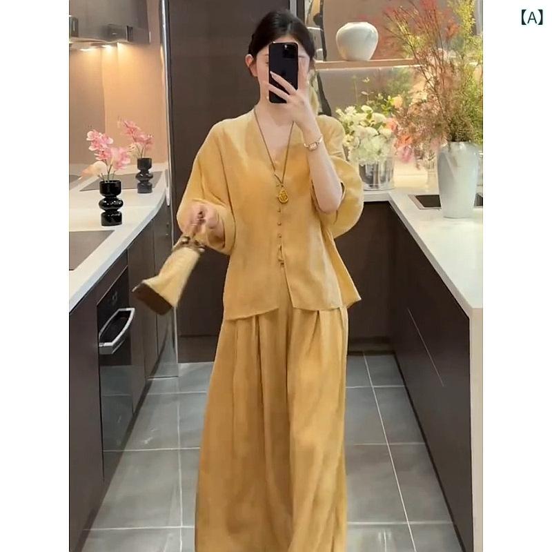 ・カテゴリ: カジュアルセット・主な素材: シェニール (スパンデックス70～80%)・柄: 3D立体・加工: イージーケア・対象: 女性・袖型: プリンセススリーブ・袖丈: 長袖・カラー: イエロー・サイズ展開: S、M、L、XL