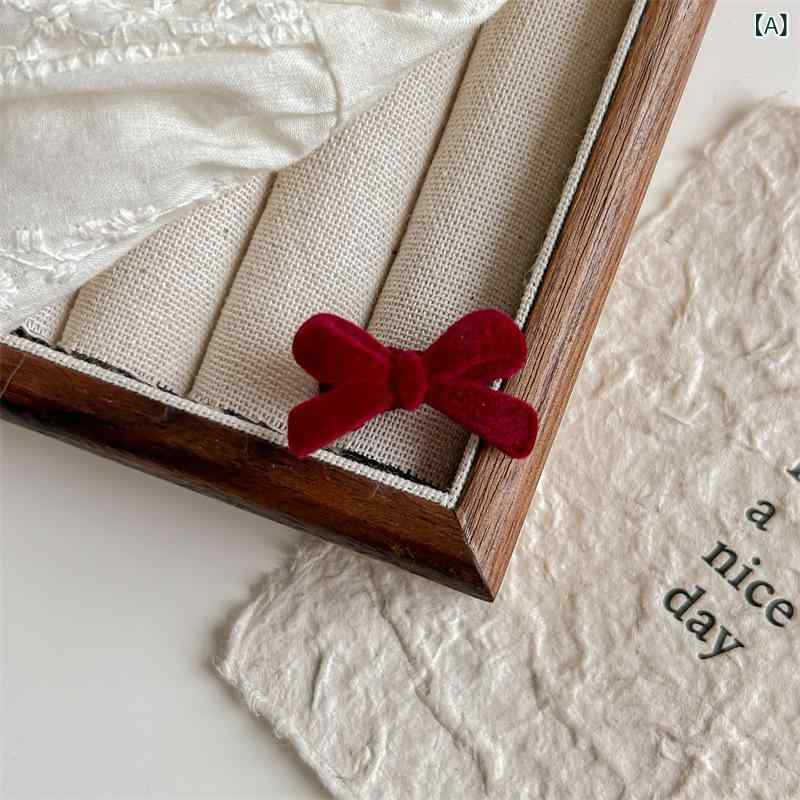 ・カテゴリ: ヘッドアクセサリー・主な素材: プラスチック、レジン・加工方法: 手作業・ヘアクリップ分類: 前髪クリップ・人気要素: ライン・人気要素分類: ジオメトリック・スタイル: レトロ・スタイル分類: 個性的なトレンド・対象: 女性...