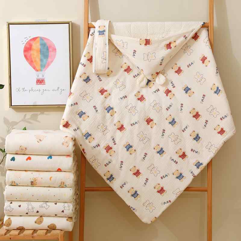 ・カテゴリ: おくるみ・主な素材: 綿100%・中綿素材: 綿100%・柄: 動物、漫画、顔、文字、花、水玉、幾何学・カラー展開: 小太陽、リスと花、シンプルラビット、リトルドラゴン、小花、抱っこクマ、カラフルハート、コアラ、カラフルドット...