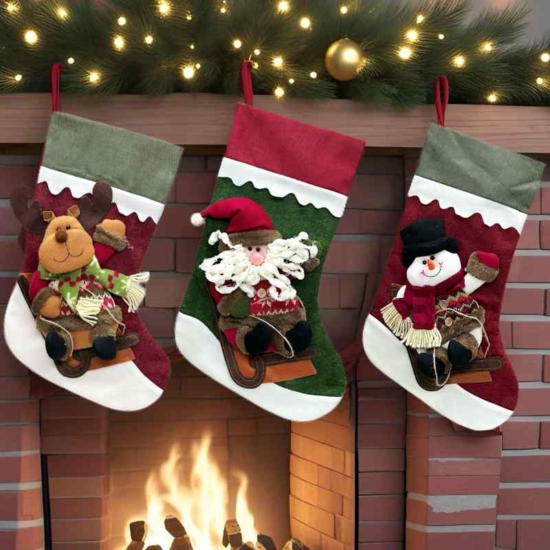 ・主な素材: 布・カラー展開: クリスマスサンタ、雪だるま、トナカイ・スタイル: アメリカン