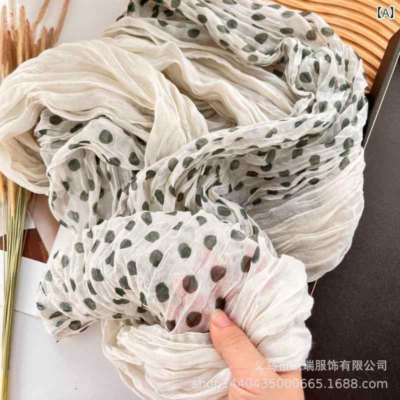 ・織り方: クレープ・機能: 保温・スタイル: 標準丈・カラー展開: ドット1、ドット2、ドット3、ドット4、ドット5、ドット6・主な素材: レーヨン・加工: プリーツ加工・サイズ: 180×90cm