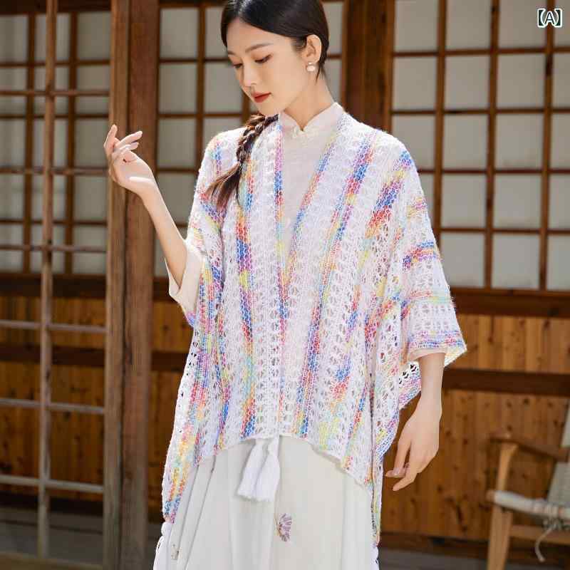 ・対象: レディース・素材: ニット・シーズン: 春、夏、秋、冬・カラー展開: マルチカラー、ベージュ・スタイル: エレガント、フェミニン・編み方: 経編み・柄: マルチカラーストライプ・機能: 保温・加工: プリント・装飾: フリンジ・丈...