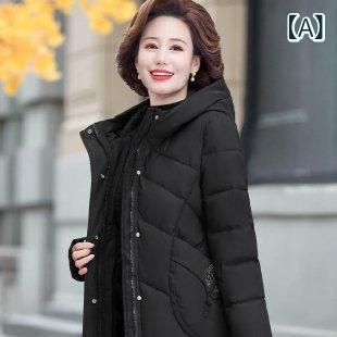 ・カテゴリ: 中綿ジャケット・スタイル: きれいめカジュアル・対象年齢: 大人・対象性別: レディース・素材: シェニール・中綿素材: フェイクコットン・主素材成分: ポリウレタン30%未満・厚さ: 普通・着丈: ショート丈・袖丈: ノース...