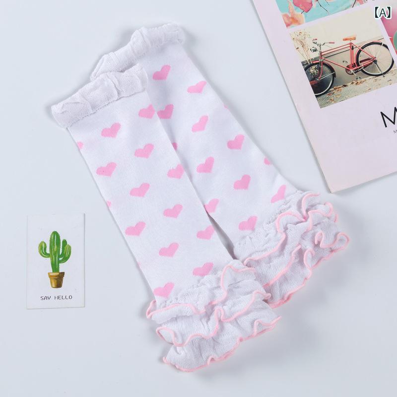 クラス・主な素材: コーマ綿95%・性別: 女の子・カテゴリ: キッズソックス・加工: 添え糸加工・丈: ミドル丈・厚さ: 中厚・柄: ドット・サイズ: フリー・対象年齢: 1〜3歳 (身長80〜100cm)