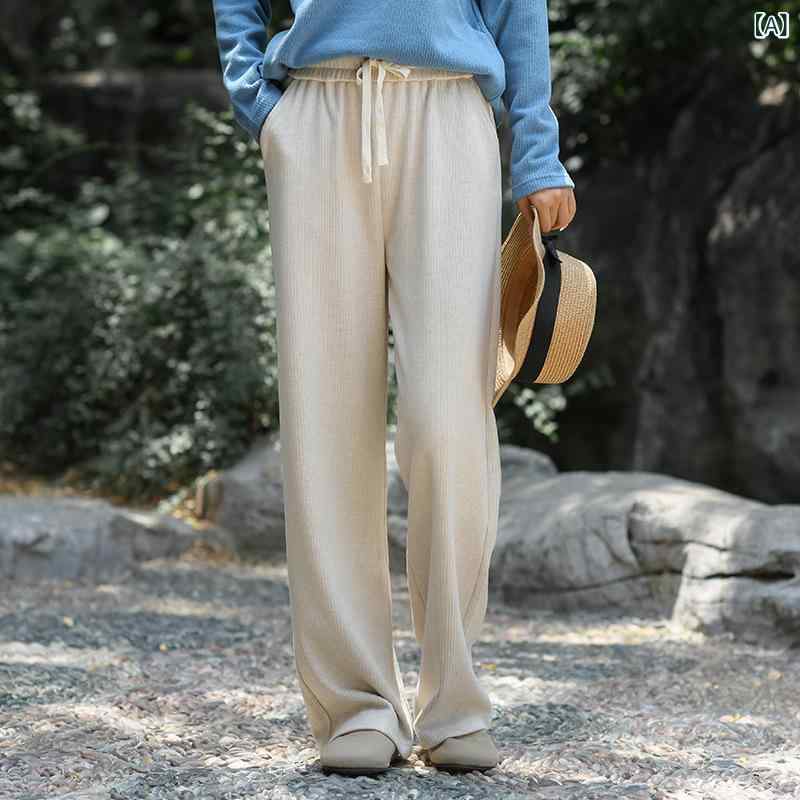 ・カテゴリ: カジュアルパンツ・対象: レディース・スタイル: レトロカジュアル・シルエット: ワイドストレート・パンツ丈: フルレングス・ウエスト: ハイウエスト・厚さ: 普通・生地感: フェイク調・柄: ロゴストライプ・主な素材: ポリ...