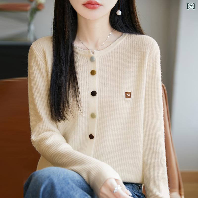 ・カテゴリ: カーディガン・スタイル: カジュアル・素材: メッシュ・主な素材混率: ポリエステル 30%～50%未満・柄: ストライプ、チェック・生地の厚さ: 極薄・フィット: ゆったり・ネックライン: クルーネック・袖丈: 長袖・袖のタ...