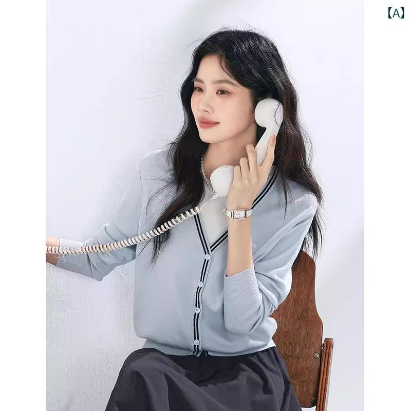 ・カテゴリ: ニット・スタイル: きれいめカジュアル・主な素材: ポリエステル30%〜49%・ネックライン: クルーネック・袖丈: 長袖・: バイカラー・カラー展開: ブルー、オフホワイト・サイズ展開: S、M、L・フィット: ルーズフィッ...