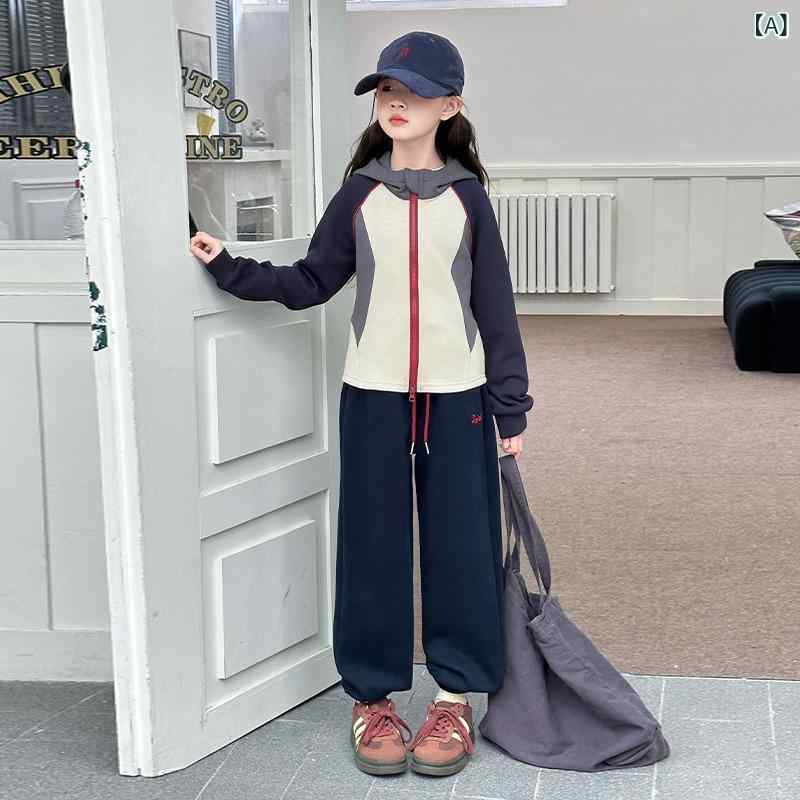 ・カテゴリ: キッズセットアップ・性別: 女の子・スタイル: スポーツ・特徴: スポーツ、セットアップ、トレンド感・セットアップ種類: パンツスーツ・セット内容: 2点セット・素材: アセテート繊維・生地加工: 柔軟加工・厚さ: 普通・フー...