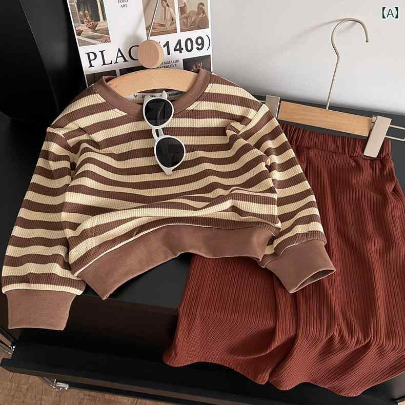 ・カテゴリ: キッズセットアップ・対象性別: 女・スタイル: 韓国・セットタイプ: パンツセット・セット内容: 2点セット・対象年齢: 3〜8歳・袖丈: 長袖・パンツ丈: ロング丈・生地加工: 柔軟処理・厚さ: 普通・柄: ストライプ・生地...