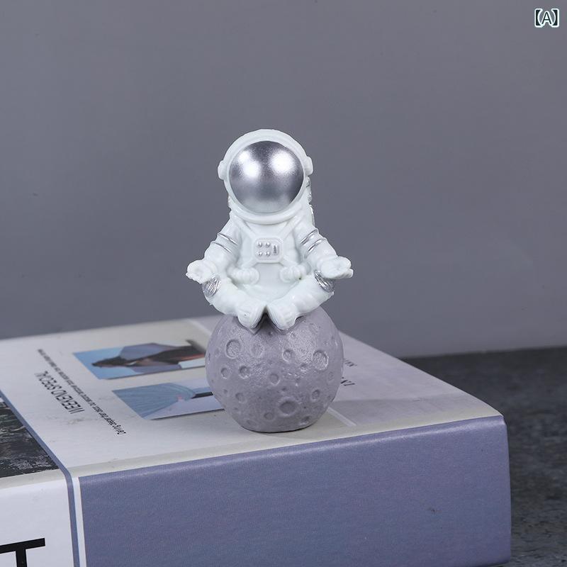 ・カテゴリ: 樹脂工芸品・主な素材: 天然樹脂、プラスチック・カラー・サイズ展開: シルバー（約3.5×3.3×7.5cm）、ゴールド（約3.5×3.3×7.5cm）、シルバー（勝利・約5.5×3.5×9.8cm）、ゴールド（勝利・約5.5...