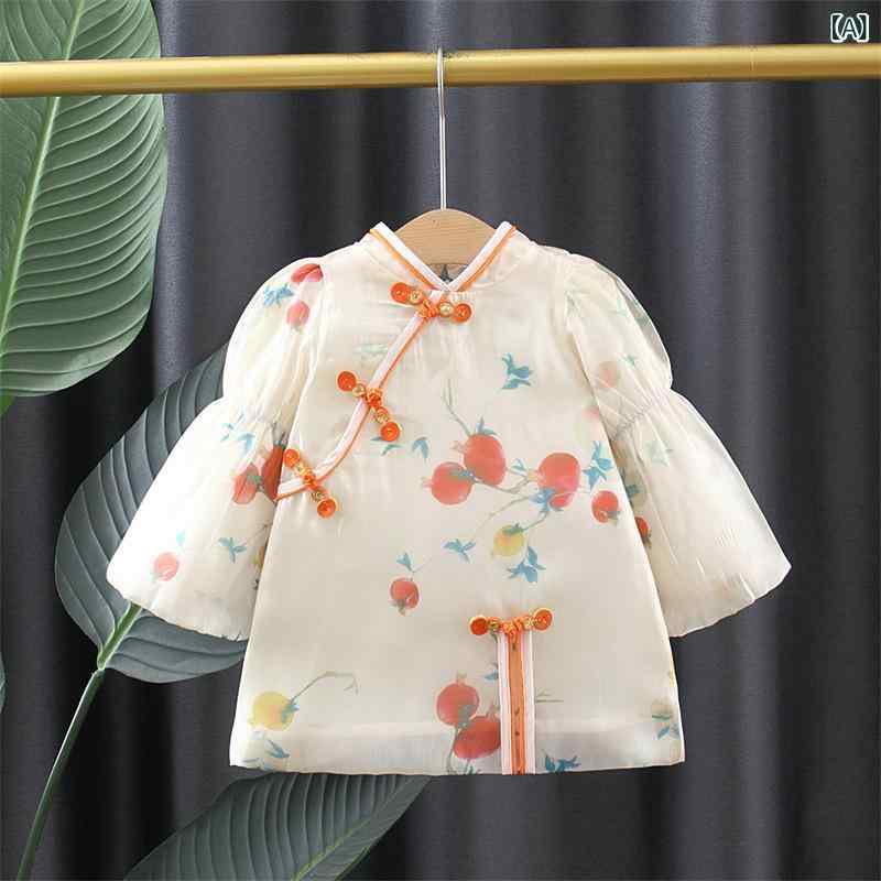 ・カテゴリ: 子供用セットアップ・性別: 女の子・スタイル: 韓国・セットタイプ: スカートセット・セット点数: 2点セット・対象年齢: 1〜3歳・袖丈: 長袖・厚さ: 普通・柄: 無地・デザイン要素: 可愛い、プリンセス、トレンド・主な素...