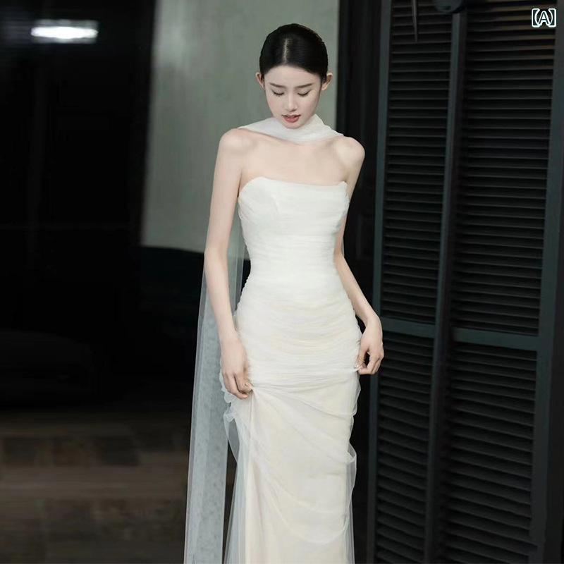 ・カテゴリ: ヘッドドレス・スタイル: シンプル・素材: チュール・タイプ: レディース・デザイン: ウェーブ・種類: ショール・柄: 無地・カラー展開: ホワイト、ブラック、レッド・サイズ: 幅60cm、長さ2.8m