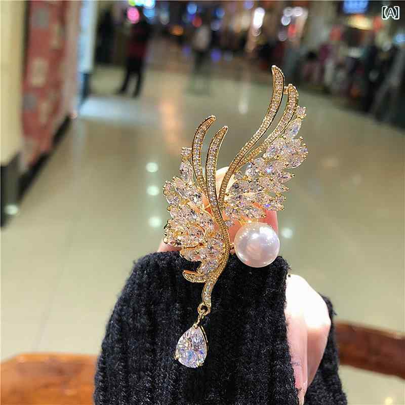 ・主な素材: 銅・スタイル: 瑞麗・対象: 男女兼用・形状: 菱形・装飾素材: 金メッキ人工宝石、半貴石・カラー展開: ゴールド、シルバー・柄: 図案・機能: 装飾・カテゴリ: ブローチ