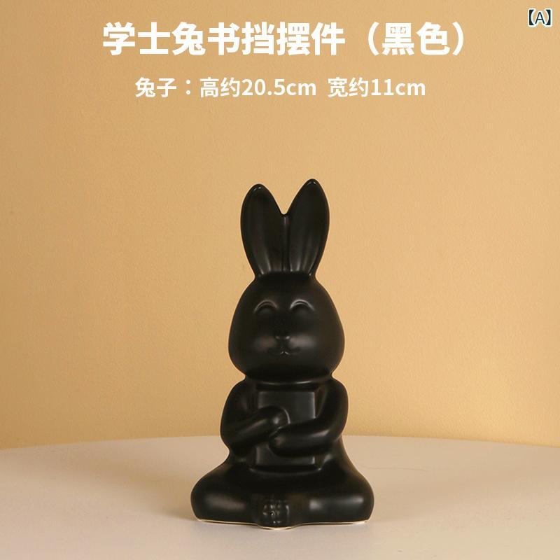 ・主な素材: プラスチック、樹脂 ・カラー展開: ブラック、ホワイト、ブラック・ホワイトペア