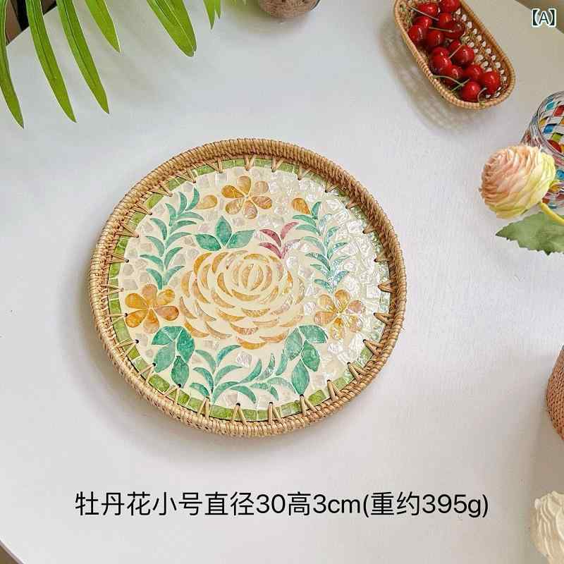 ・主な素材: 木製・カテゴリ: 収納バスケット・スタイル: 田園風・柄: 牡丹花貝円形・サイズ展開: 小（直径30cm×高さ3cm）、大（直径35cm×高さ3cm）、大小2点セット