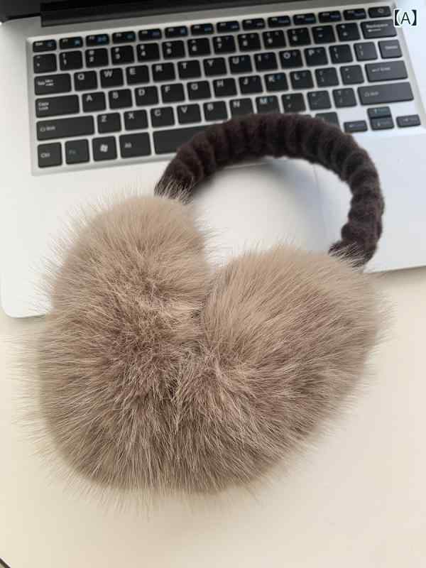 ・性別: 女性・対象年齢: 成人・素材: フリース・スタイル: 基本スタイル・柄: 無地・カラー展開: ブラウン、ホワイト、カーキ、ピンク、キャメル・機能: 保温・テイスト: キュート・シーン: デイリー