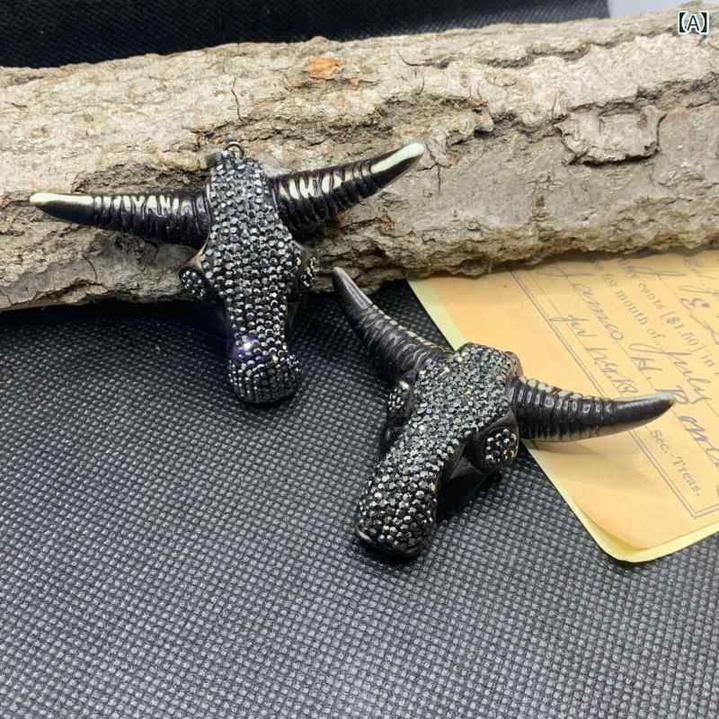 2個セット・素材: プラスチック、樹脂・デザイン: 動物、干支・カラー展開: 直角ブラック、湾曲ブラック・カテゴリ: ネックレス