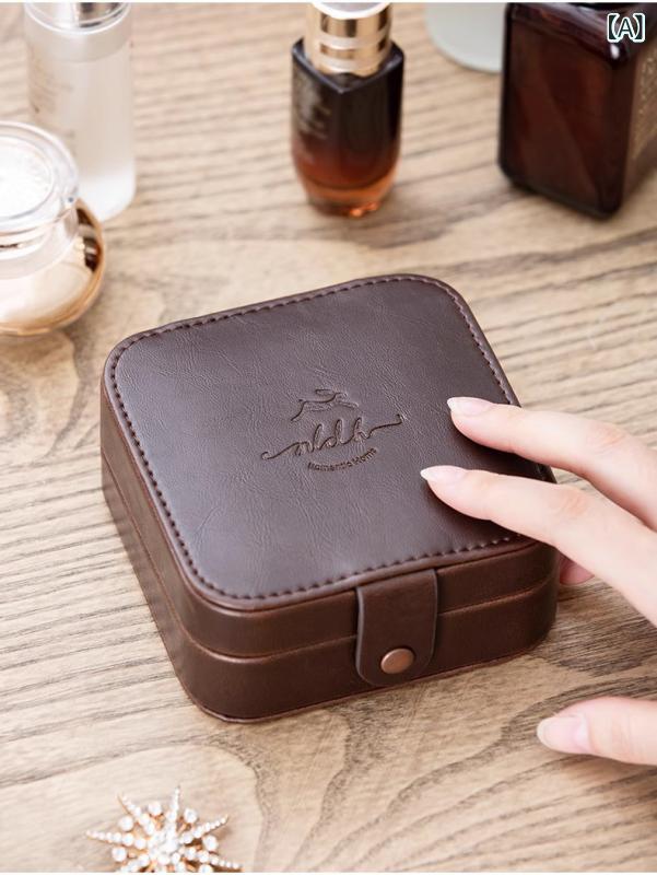 ・カテゴリ: ジュエリーボックス・素材: レザー・スタイル: 欧米風・硬度: 硬め・柄: 無地・適用シーン: 結婚式、旅行記念