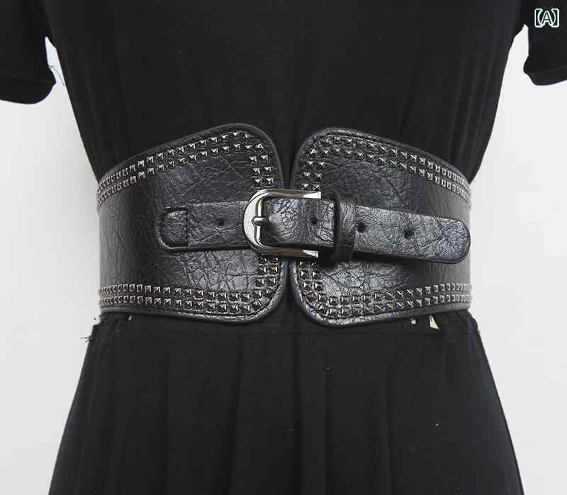 ・カテゴリ: ウエストベルト・性別: レディース・対象年齢: 大人・素材: フェイクレザー・カラー展開: ブラック、キャメル、アプリコット、レッド