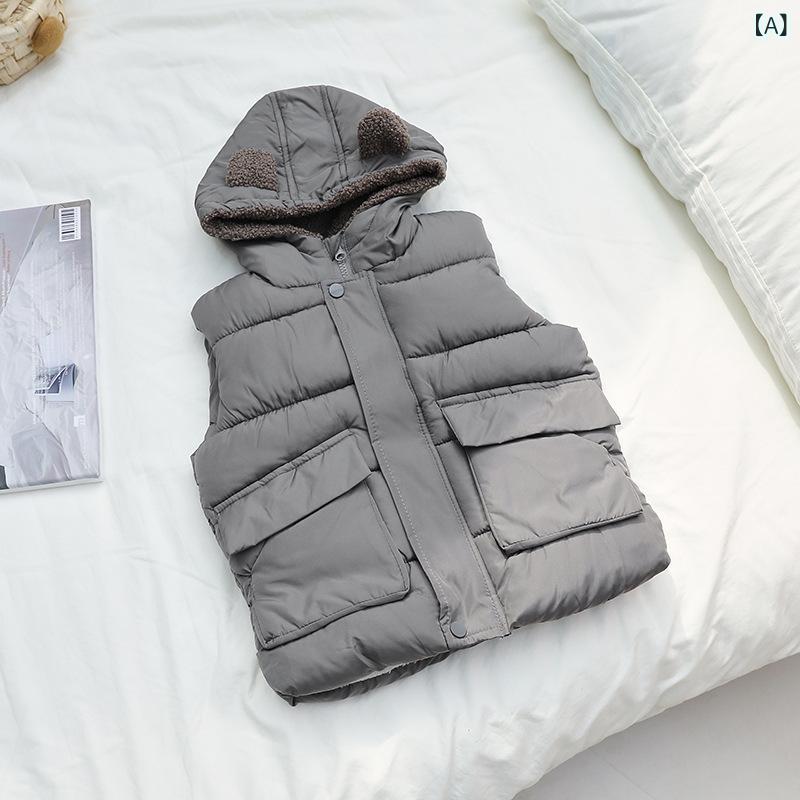 ・カテゴリ: キッズベスト・性別: ユニセックス・スタイル: カジュアル・対象年齢: 3～8歳、身長100～140cm・主な素材: ポリエステル100%・生地加工: コーティング、柔軟加工、液アンモニア加工・デザイン: カーディガン・柄: ...