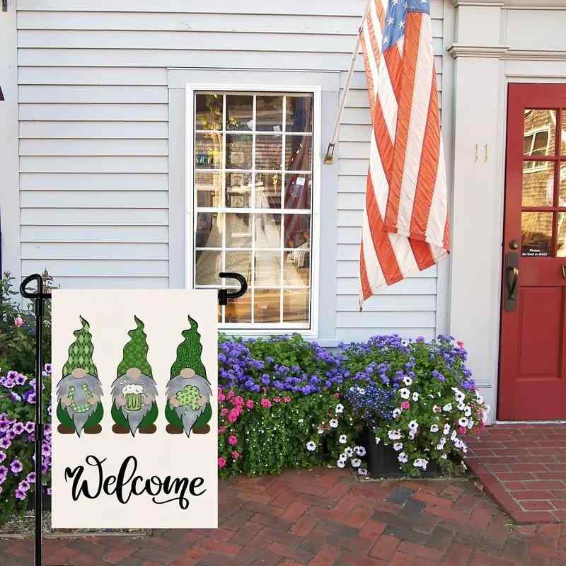 2個セット・カテゴリ: 旗・旗の種類: 祝日旗・旗面素材: ポリエステル・旗竿素材: 鉄・サイズ: 30cm×45cm・カラー展開: 多色