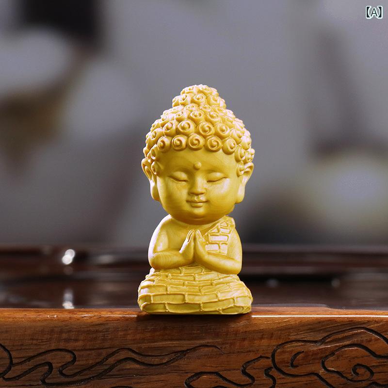 ・素材: 黄楊木・加工方法: 彫刻