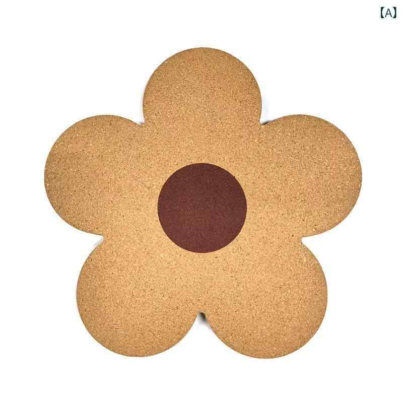 ・素材: 木材・形状・サイズ: 太陽の花 10x10x1cm、トースト 10x10x1cm、蓮の形 10x9x1cm・機能: 断熱