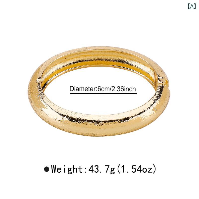 ・カテゴリ: ブレスレット・スタイルカテゴリ: 個性トレンド・スタイル: ヒップホップ・素材: 合金、模造パール・加工方法: プレーティング・デザイン要素: 不規則・デザイン分類: 形状、パターン