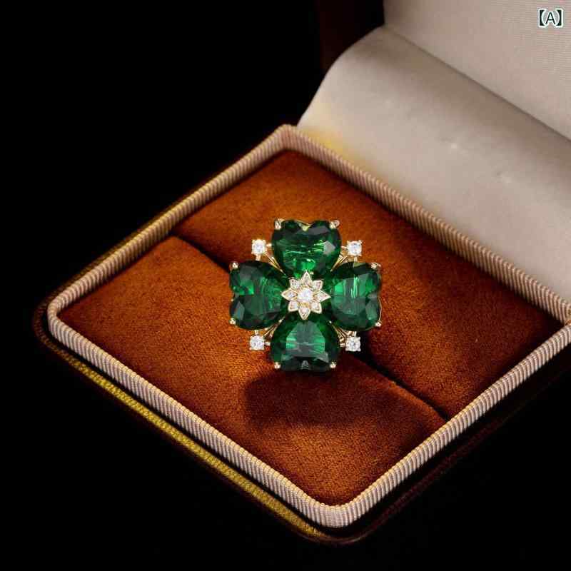 ・カテゴリ: ブローチ・素材: 銅・デザイン: クローバー、葉・スタイル: ライトラグジュアリー・対象シーン: ファッション通勤・対象: 女性用・カラー: グリーン・加工方法: 電鍍・流行要素: 植物、花・機能: 装飾、多機能、調節、ギフト...