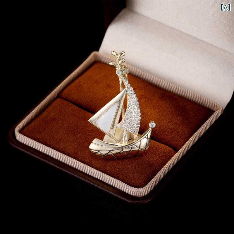 ・素材: 銅・スタイル: ヨットブローチ・加工方法: 電気メッキ・カラー: ゴールド・人気要素: ヨット・機能: 装飾・スタイル: オールシーズン対応・スタイル分類: ファッション通勤・対象: ユニセックス・種類: ブローチ・人気要素カテゴ...