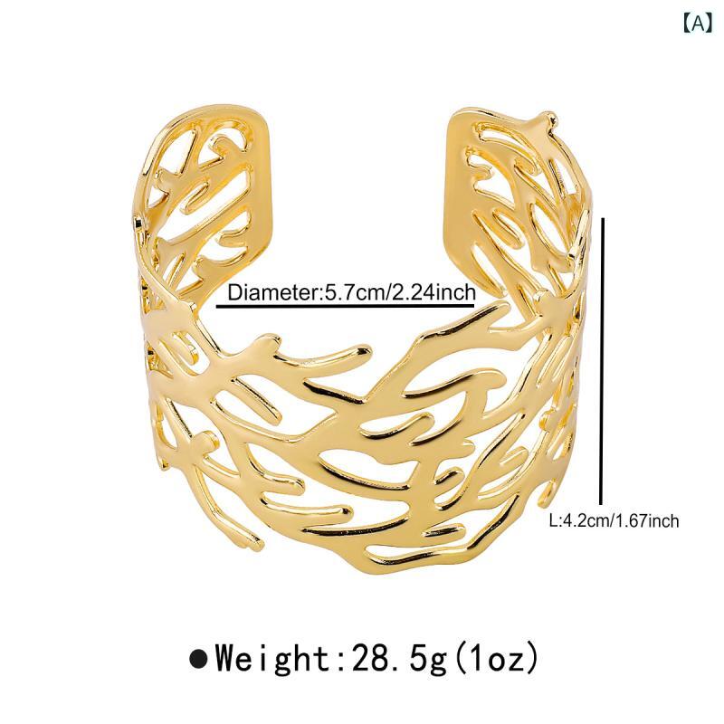 ・カテゴリ: アクセサリー・スタイル: 欧米風・テイスト: ファッション通勤・素材: 鉄・加工方法: 電鍍・カラー: ゴールド、シルバー・モチーフ: 花、葉・重さ: 約28.5g