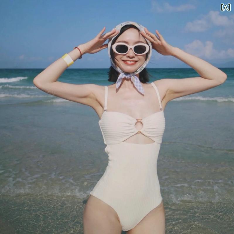 ・カテゴリ: ワンピース水着・スタイル: 性感・性別: レディース・年齢層: 成人・胸パッド・ワイヤー: 胸パッドあり、ワイヤーなし・柄: 無地・生地素材: ナイロン 82%・重量: 約200g・裏地素材: ポリエステル 98%・対応シーン...