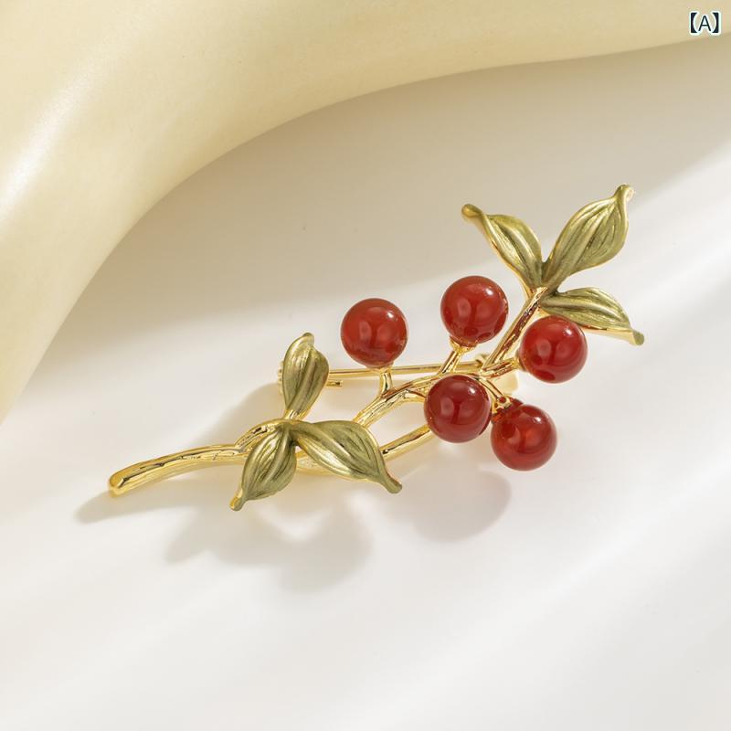 ・素材: 銅・スタイル: 紅山果・デザイン: 花卉・加工方法: 塗装・流行要素: 樹葉、紅豆・機能: 記念、装飾、ギフト・テイスト: 高級感・スタイル分類: ファッション通勤・対象: 女性・カテゴリ: ブローチ・流行要素分類: 植物花卉