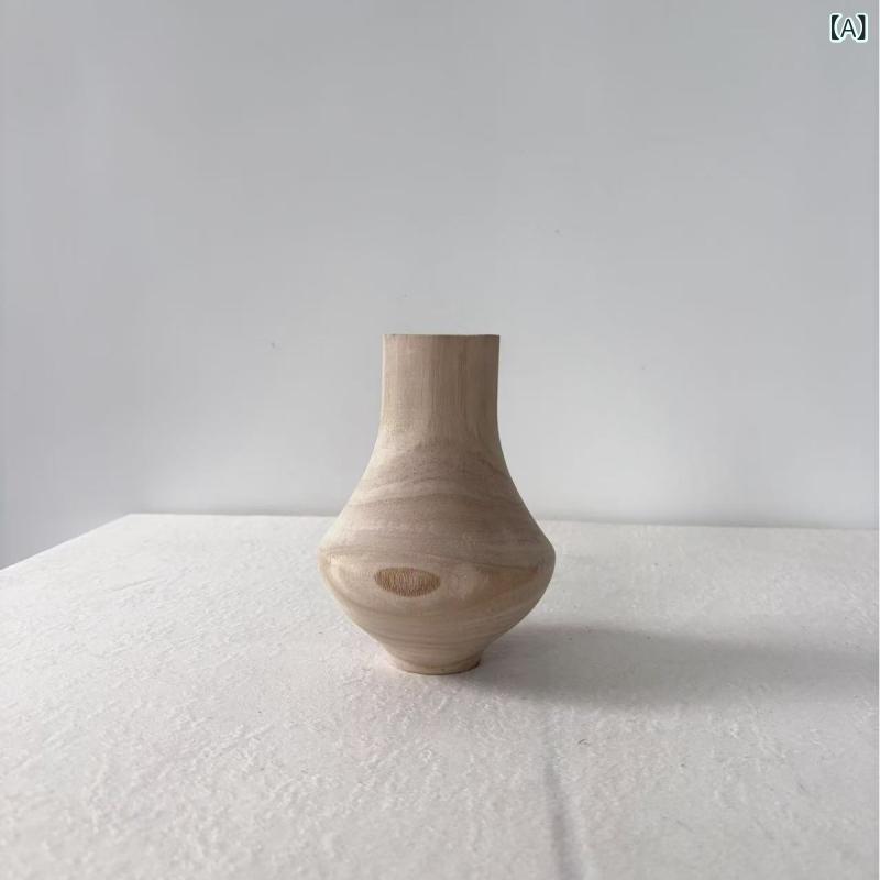 ・素材: 桐材・カテゴリ: 置物・カラー展開: 木目、炭化色、ブラック・サイズ: 高さ約18cm、幅約13.5cm・スタイル: ヨーロピアン