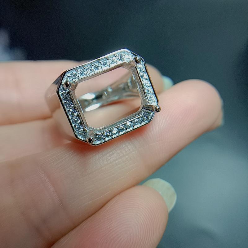 ・カテゴリ: リング・リングタイプ: フリーサイズ・対象: メンズ・素材: シルバー・素材純度: S925シルバー・カラー: シルバー・スタイル: 通勤・デザイン: スターダストパターン・デザインテイスト: ナチュラル