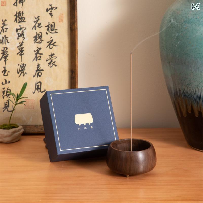 ・素材: 紅木・加工方法: 半手動・半機械・スタイル: 中国式・用途: 宗教用品・バリエーション: 黒胡桃木三足鼎香炉（ギフトボックス付、防火綿付属）、黒胡桃木三足鼎香炉（ギフトボックスなし、防火綿付属）、紅花梨木三足鼎香炉（ギフトボックス...