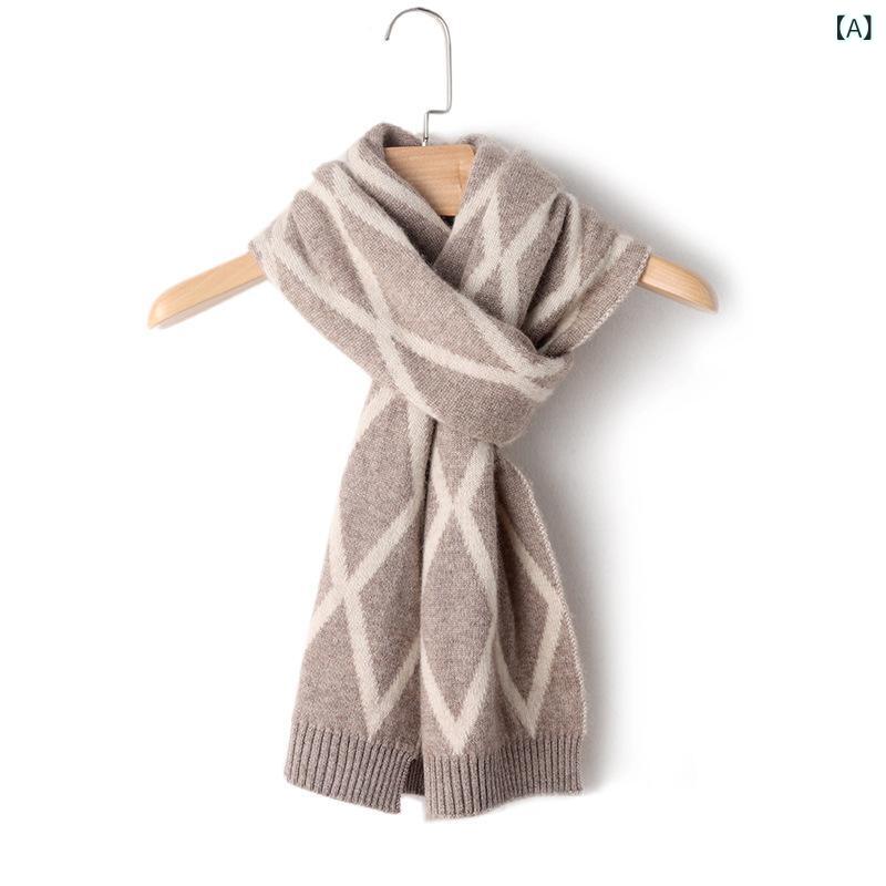 ・カテゴリ: 羊絨帽・帽頂: ラウンドトップ・帽檐: ブリムレス・カラー展開: 紫絨、レトロレッド、ブラック・サイズ展開: フリーサイズ・機能: 通気性、保温性、防風性、防虫性・主な素材: 羊絨100%・スタイル: カジュアル・加工: ニット