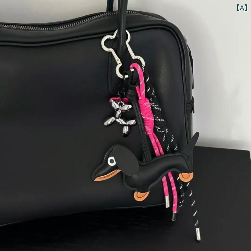 ・カテゴリ: バッグチャーム・スタイル: 個性的・素材: 人工皮革・加工技術: 手作業・デザイン要素: カートゥーン、キャラクター