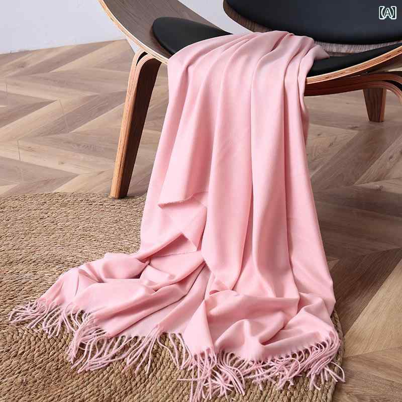 ・織り方: 平織り・機能: 保温・スタイル: ロング丈・カラー展開: ベビーピンク、ホワイト、ミントグリーン、ロイヤルブルー、ネイビー、グラスグリーン、レッド、ピンク、ブラック、マスタードイエロー、キャラメル、ワインレッド、オレンジレッド、...