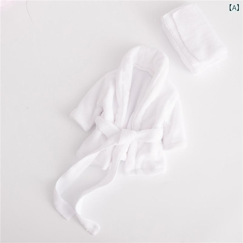 ・主な素材: 珊瑚フリース・重さ: 100g〜120g・カラー展開: ホワイト、ピンク、ライトグリーン・対象年齢: 0〜3ヶ月・デザイン要素: かわいい・糸番手: 16番手・加工: パイピング・厚み: 普通・カテゴリ: バスタオル、ビーチタオル