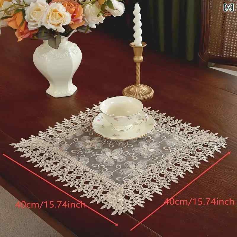 ・カテゴリ: テーブルランナー・スタイル: ガーデン・主な素材: ポリエステル・柄: 花、草、葉・カラー展開: ライトイエロー、ライトゴールド梅花・サイズ展開: 40×40cm、40×90cm、40×120cm、40×150cm、40×18...