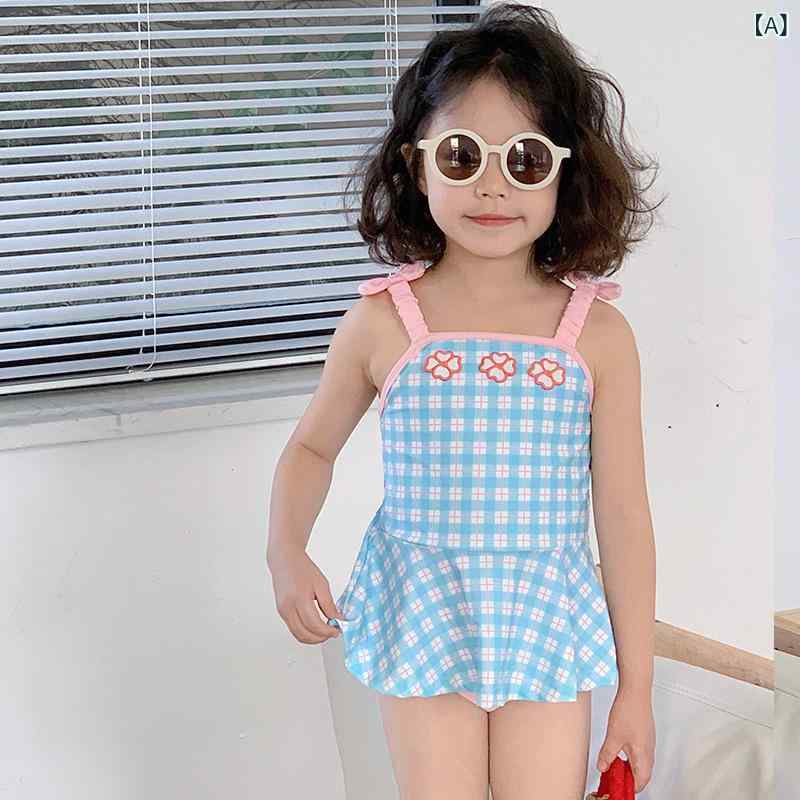 ・カテゴリ: 水着・スタイル: 三角パンツ・対象年齢: 2-6歳・対象性別: 女児・柄: 小花柄・素材: ポリエステル 90%・裏地素材: ポリエステル・着用シーン: 水泳、ウォータースポーツ・カラー展開: ピンク・サイズ展開: S（推奨身...